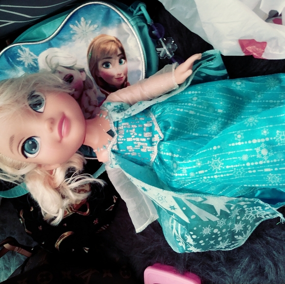 Disney | Toys | Sing Along Elsa Frozen Doll | Poshmark
